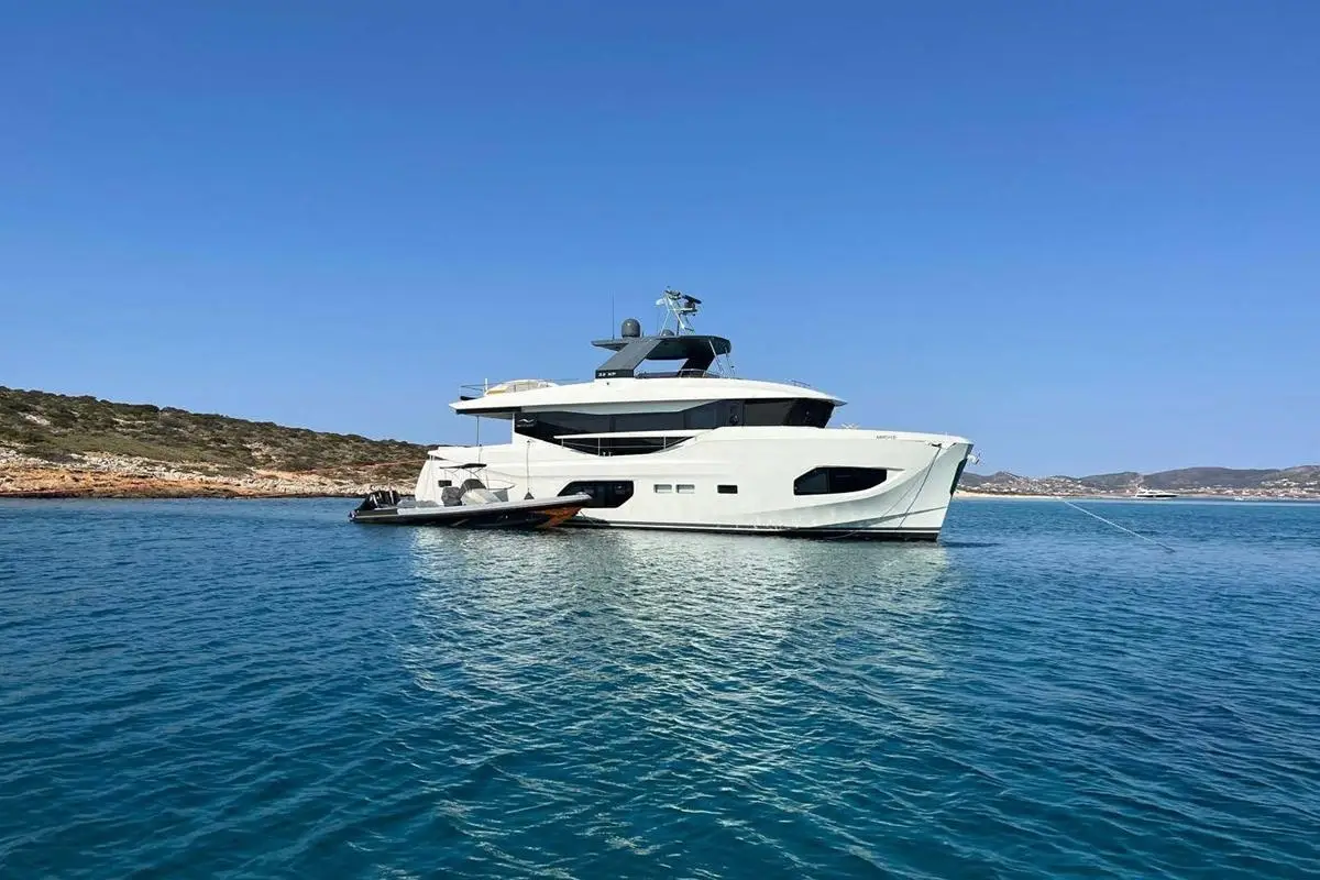 NUMARINE 22XP 2022 - B&C MARINE Luxury Yachts For Sale & Charter